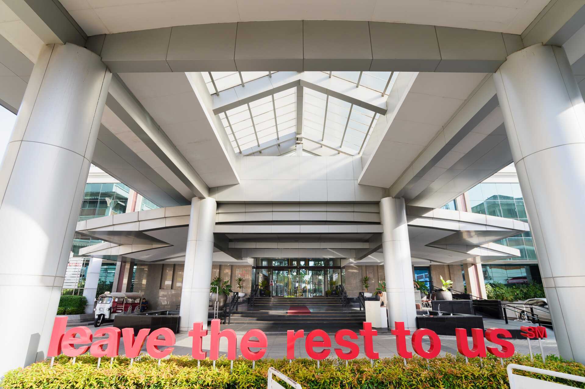 Boek Hotel Ramada Plaza by Wyndham Bangkok Menam Riverside - Bangkok ...